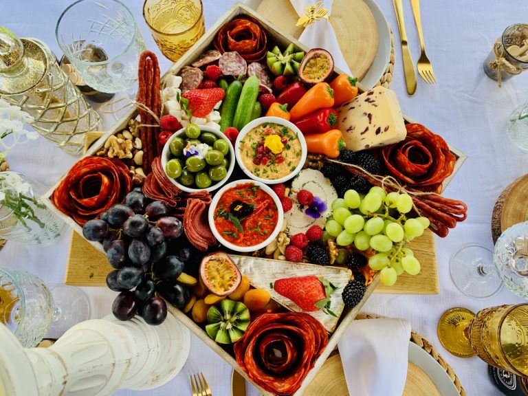 Bespoke Mediterranean Platter | The Grazing Co.